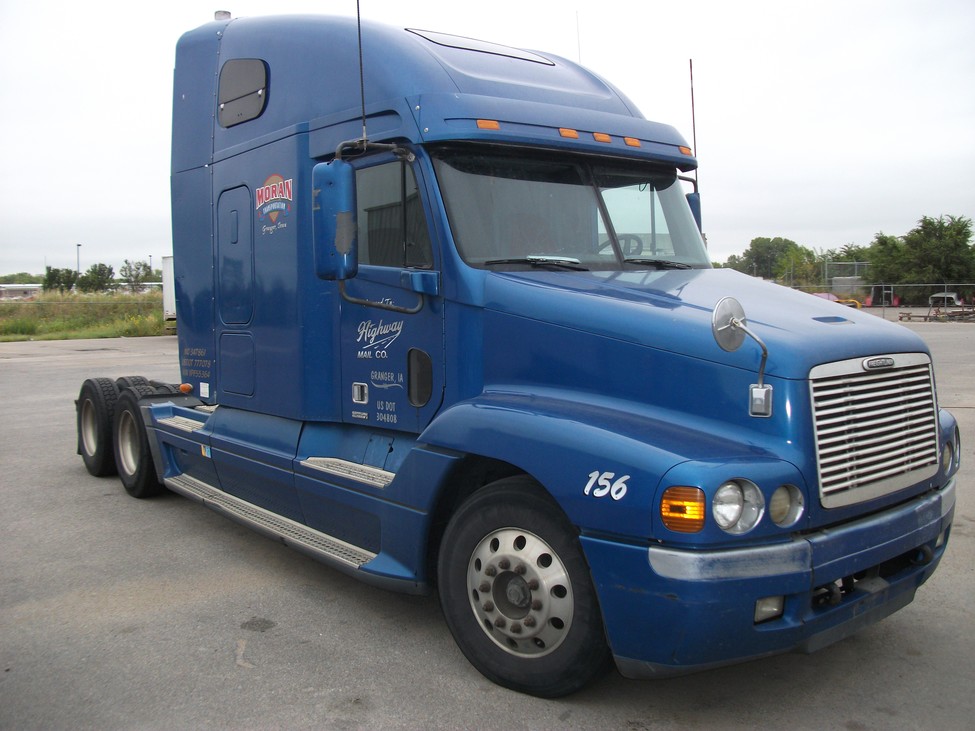 2000 Freightliner Columbia CL120 StockNum: TW1719 : Nebraska,Kansas,Iowa