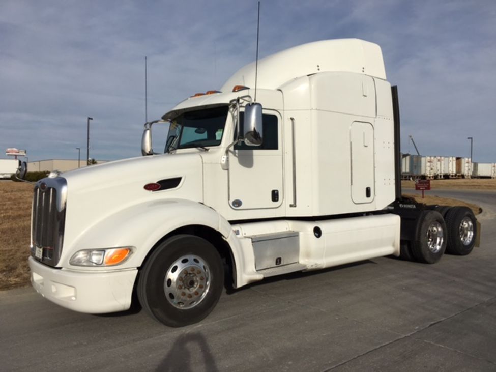 2013 Peterbilt 386 StockNum: MA0616 : Nebraska,Kansas,Iowa