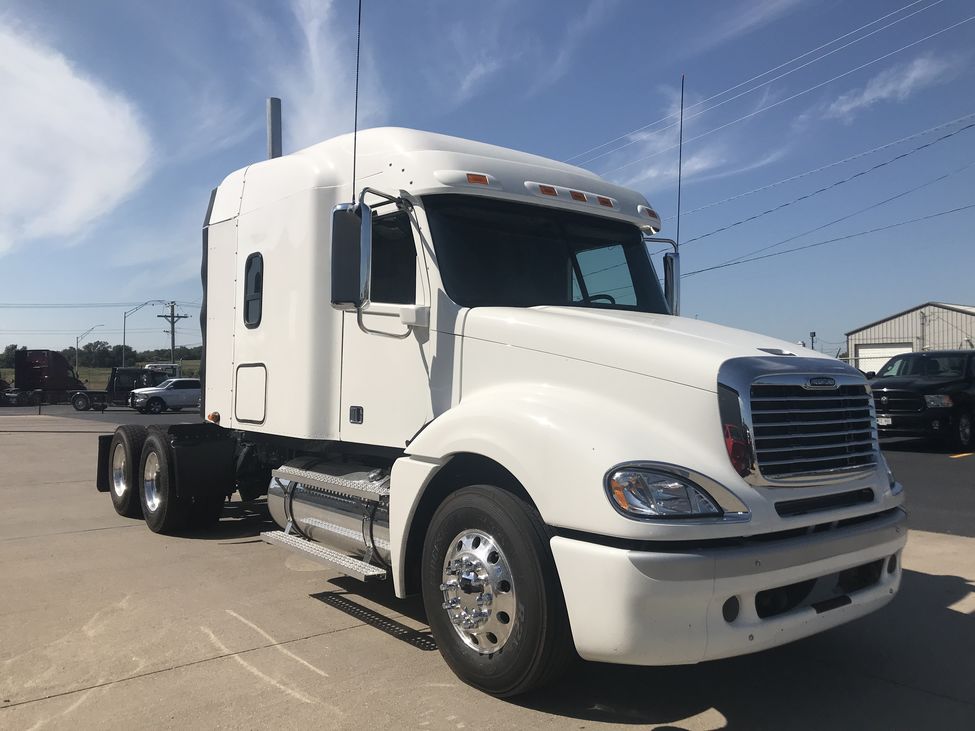 2020 Freightliner Columbia CL120 StockNum: LV4533 : Nebraska,Kansas,Iowa