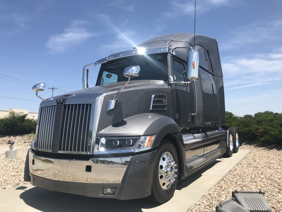 2020 Western Star 5700 5700XE StockNum: KV8730 : Nebraska,Kansas,Iowa