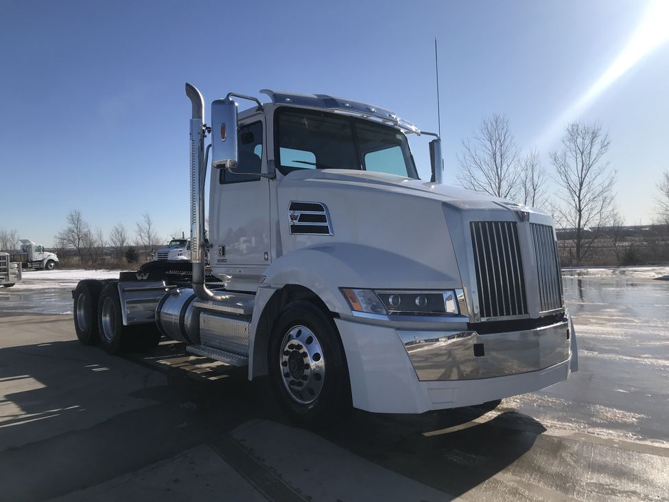 2020 Western Star 5700 5700XE StockNum: LZ8710 : Nebraska,Kansas,Iowa