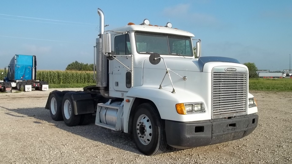 1998 Freightliner FLD120 FLD12064ST StockNum: ETY023 : Nebraska,Kansas,Iowa